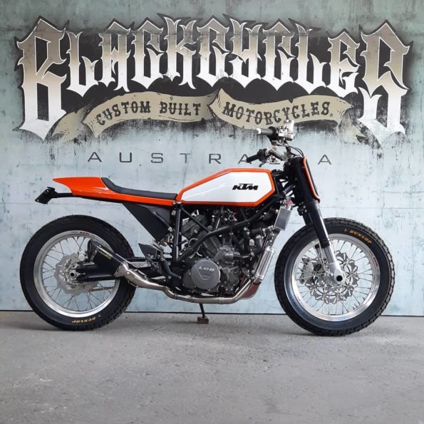 The rad KTM 990 Superduke custom flat tracker - Adrenaline Culture of Speed