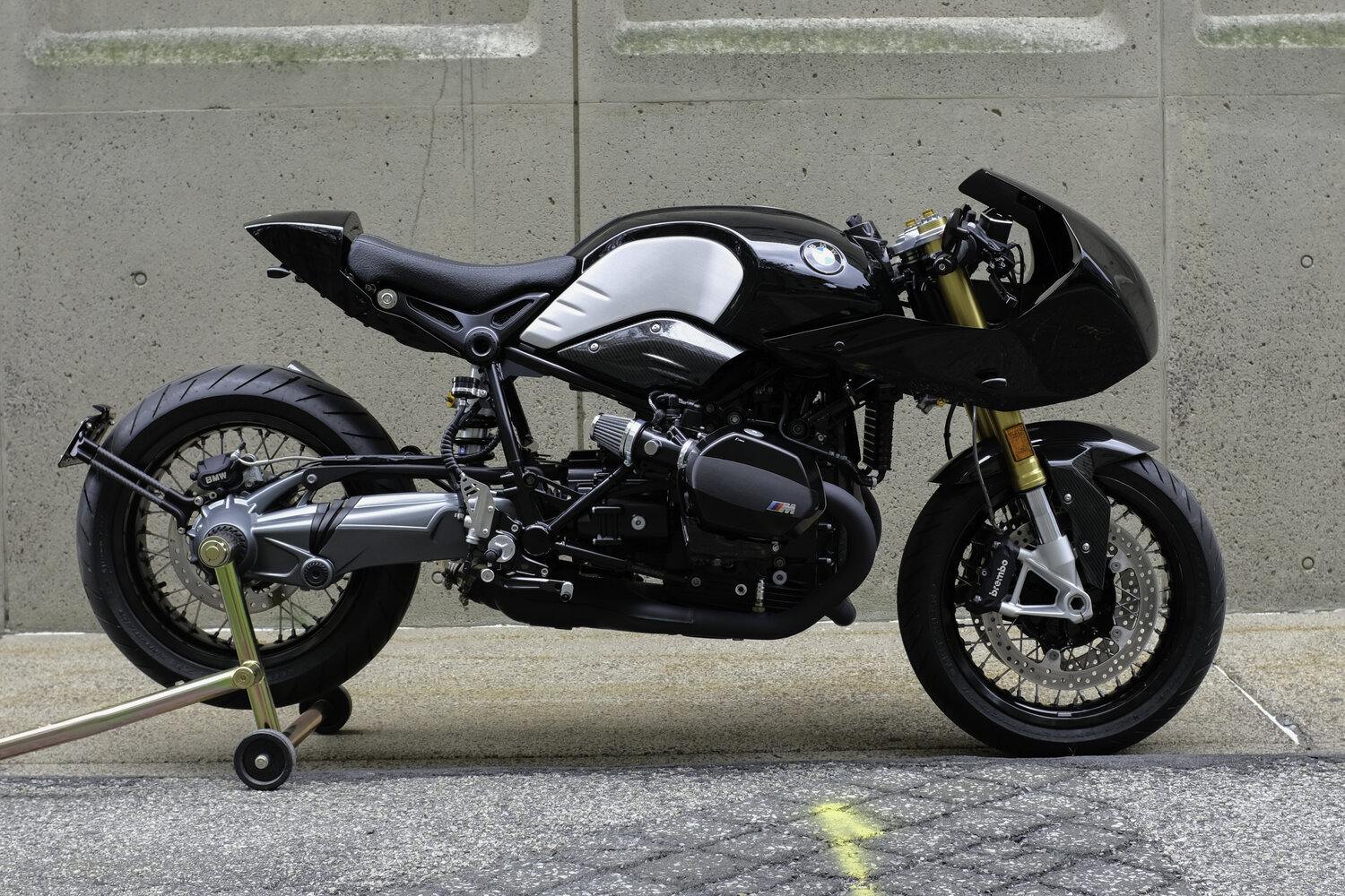 Avant grande ‘ Dark Knight ‘ by Singular Rides - Adrenaline Culture of ...