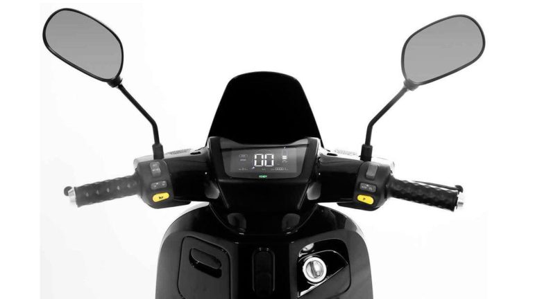 Yadea plans to bring four new electric scooters to their portfolio ...