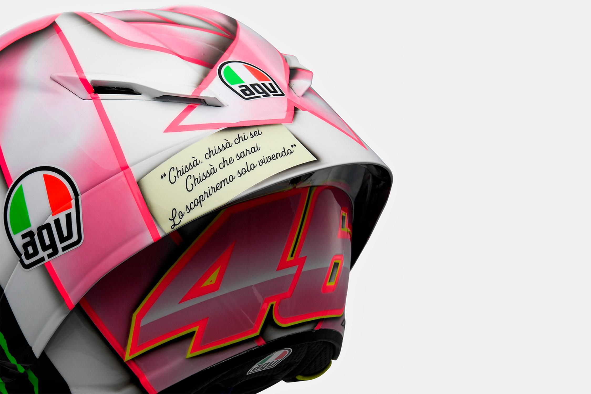Rossi’s latest helmet design: inspired by his daughter - Adrenaline ...