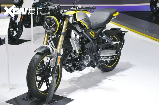 Voge unveils retro 350AC at 2021 Chongqing Motor Expo. - Adrenaline ...