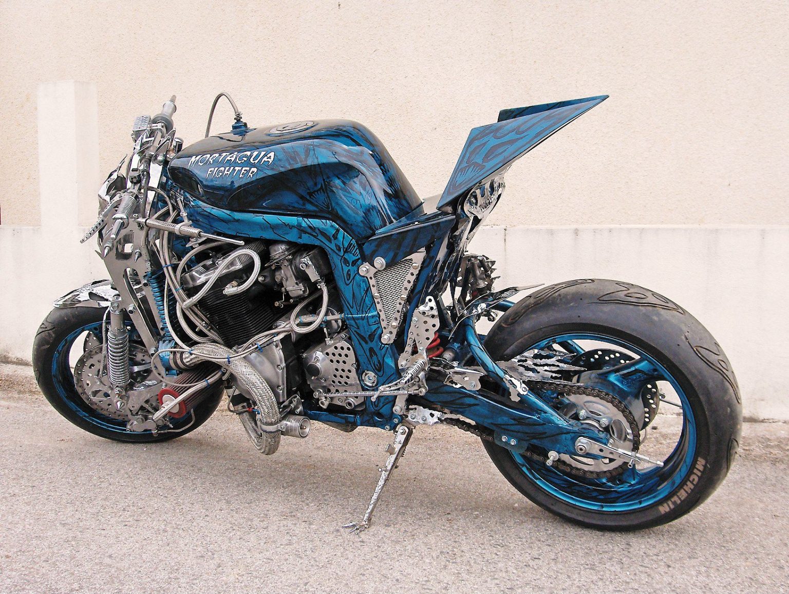 Complete custom Mortagua Fighter motorcycle series - Adrenaline Culture ...