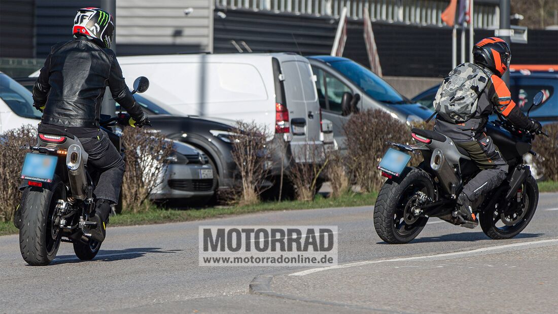 Two new inline two-cylinder Huskies are spied.Two new inline