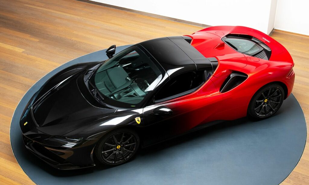 The tailor made Ferrari SF90 Spider looks amazing.The tailor