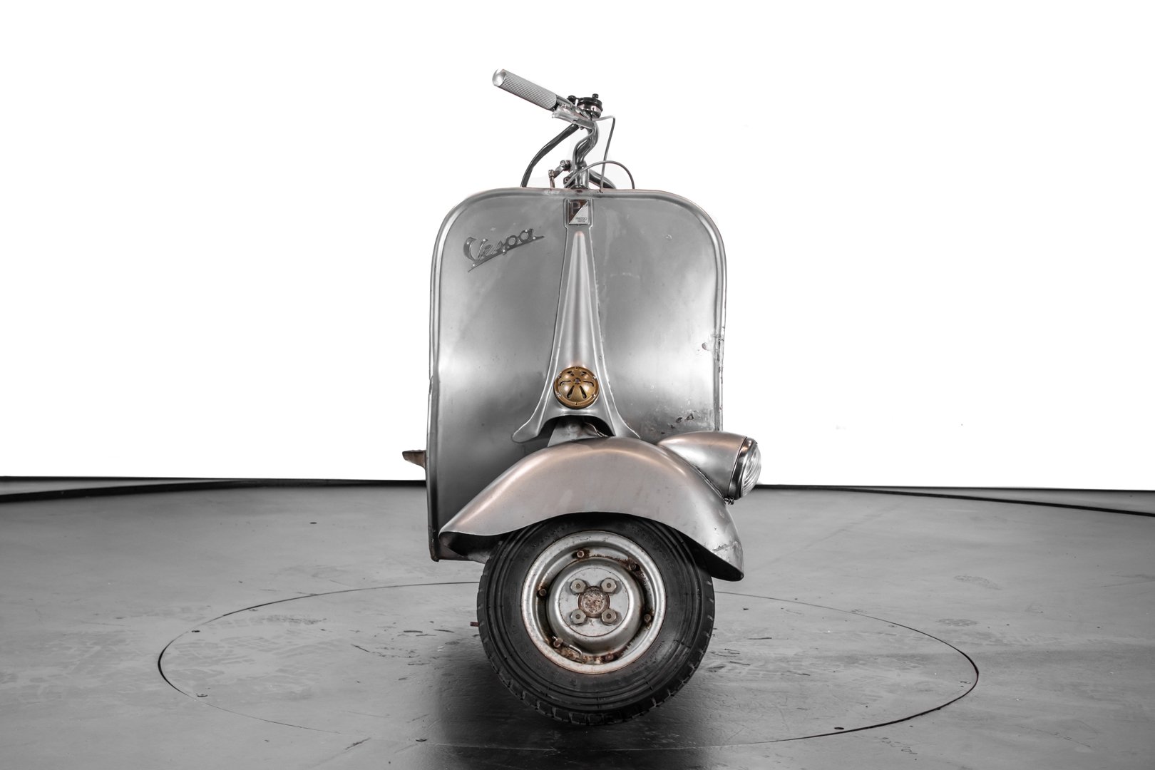 This iconic Italian 1947 Vespa is on sale.This iconic Italia