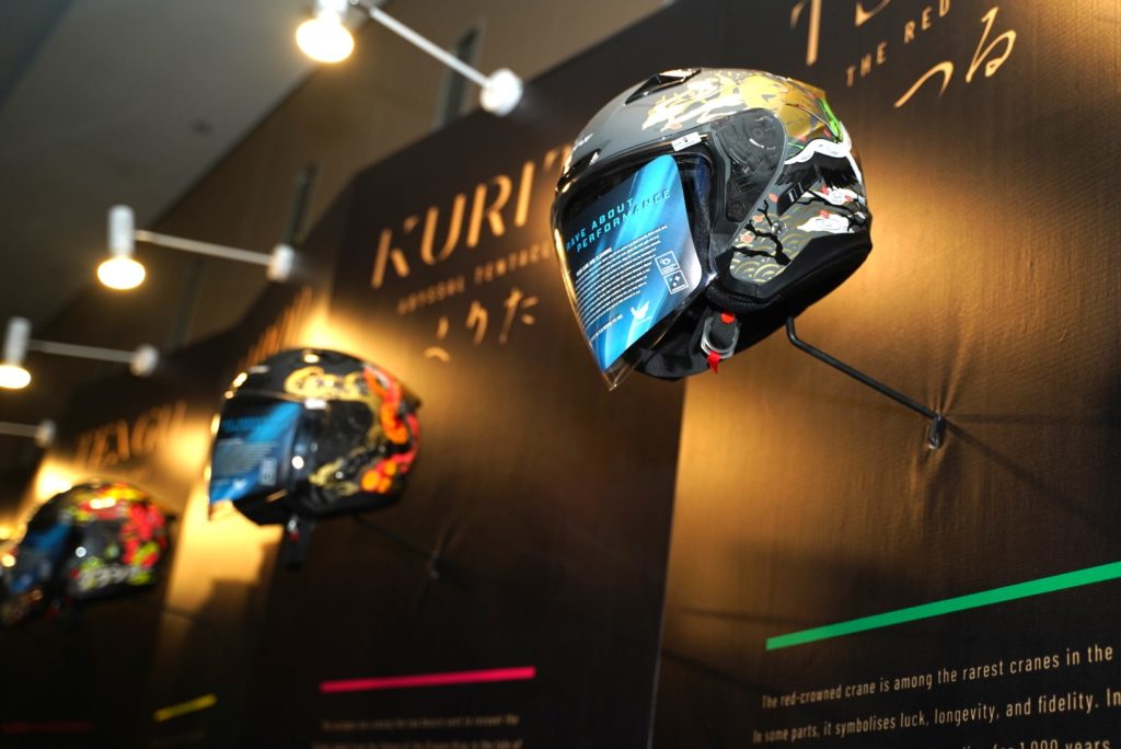 Gracshaw unveils new Japan edition helmets.Gracshaw unveils
