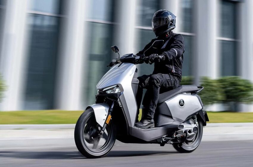 Sarkcyber HC 200 Ursa: A New Electric Scooter for Urban and