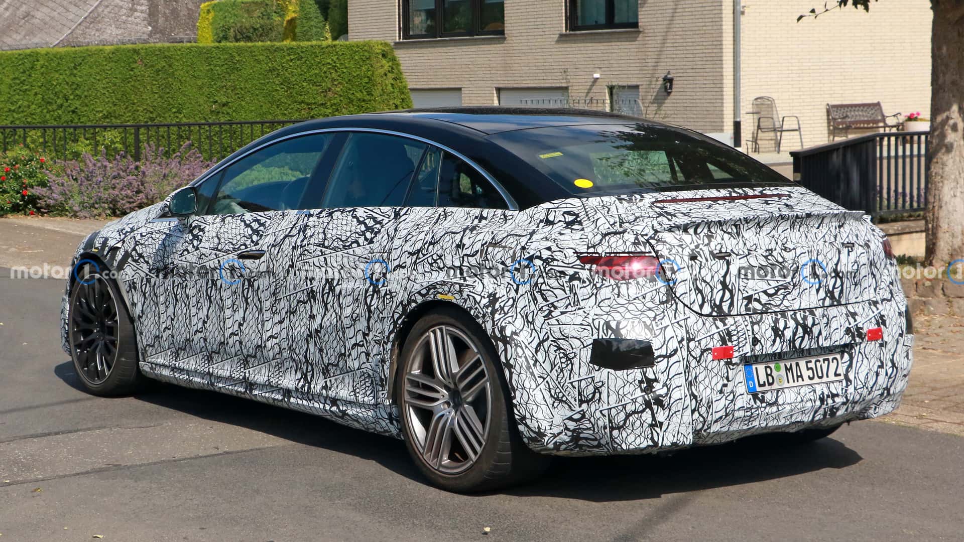 Mercedes-AMG GT4 EV: A 1,000-Horsepower Electric Sedan on the Horizon ...