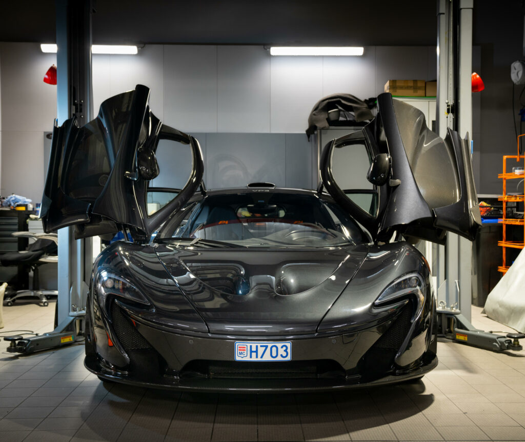 Mika Häkkinen’s McLaren P1 VP3 Hits the Auction Block: A Rare Gem ...