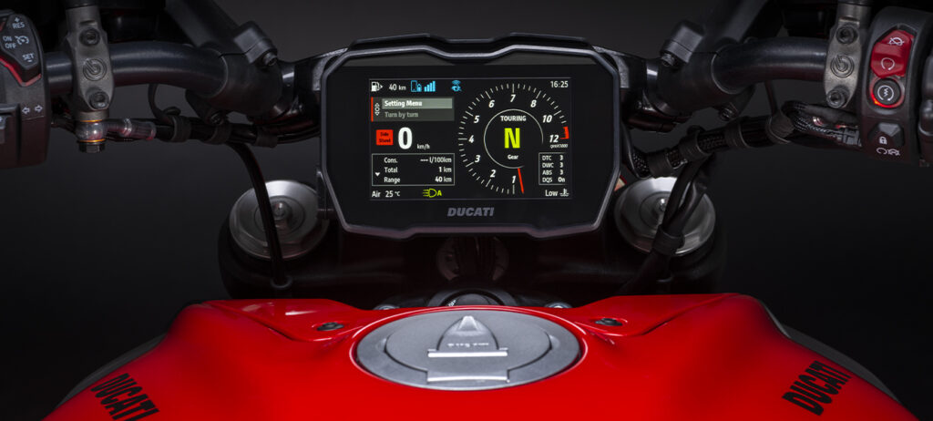 Ducati Diavel V4: A New Breed of Cruiser - Adrenaline Culture of Speed