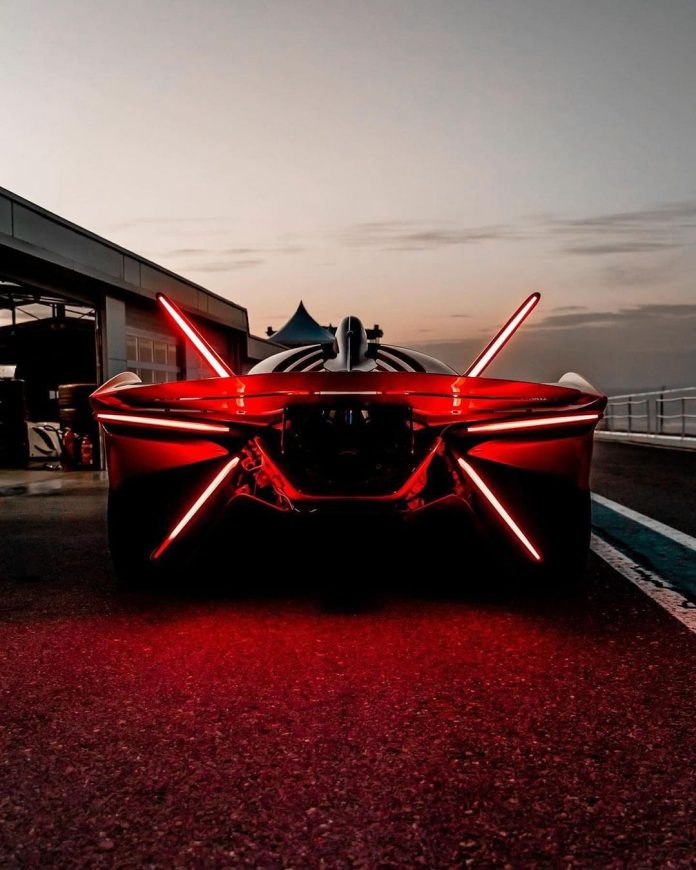 The New Apollo Evo: Unveiling the Carbon Dragon of Hypercars ...