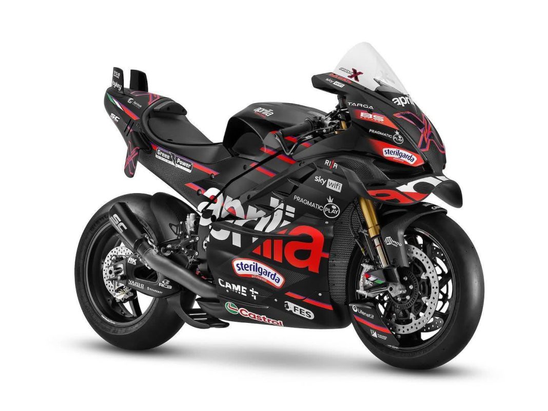 New Aprilia RSV4 X-GP is a 238 HP monster! Only 30 will be made ...